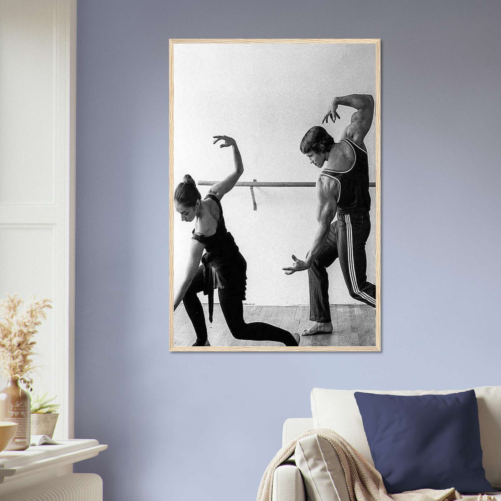 Arnold Schwarzenegger Poster, Arnold Schwarzenegger Posing Poster, Full ...