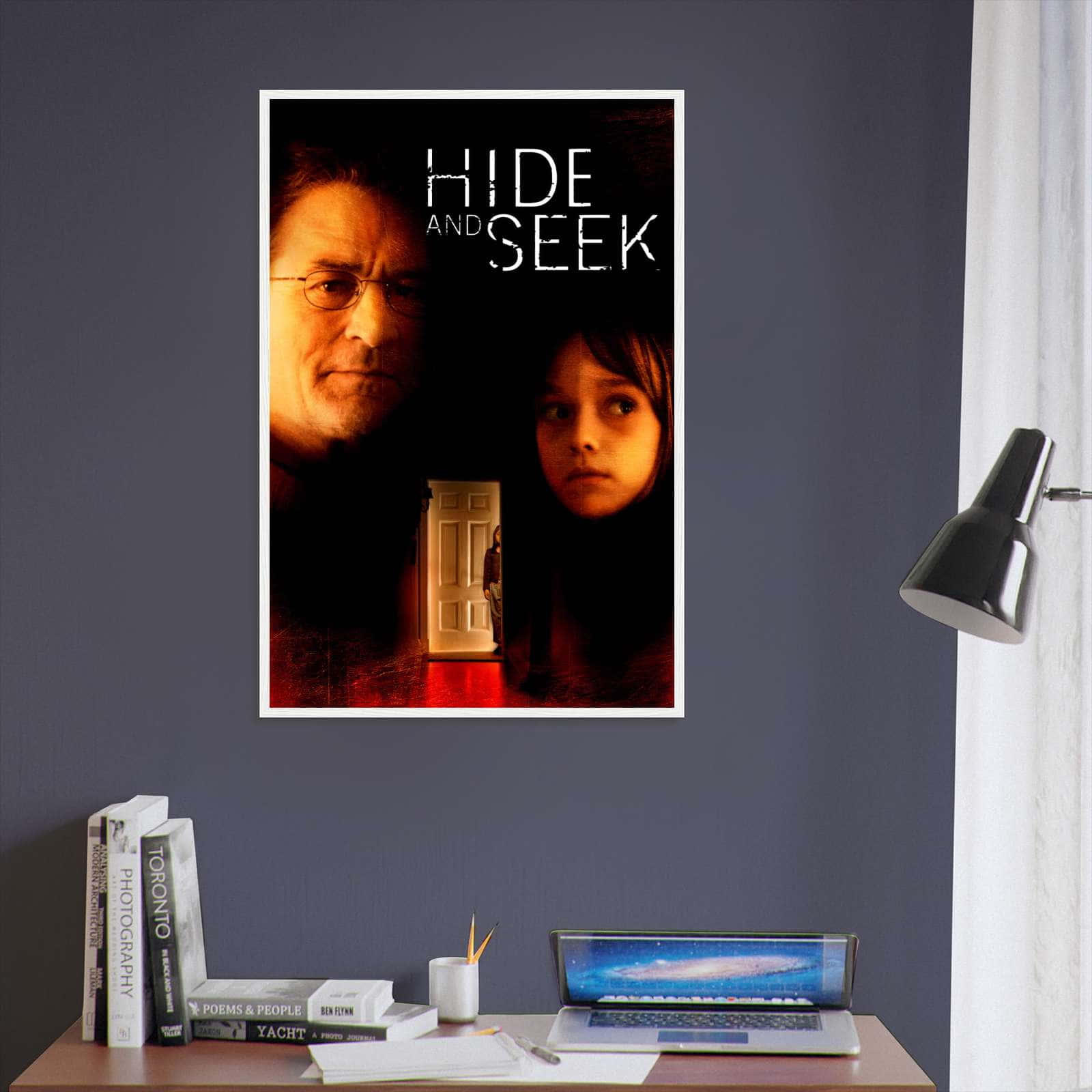 Hide and Seek (2005) Movie Poster Print - Citiesbox
